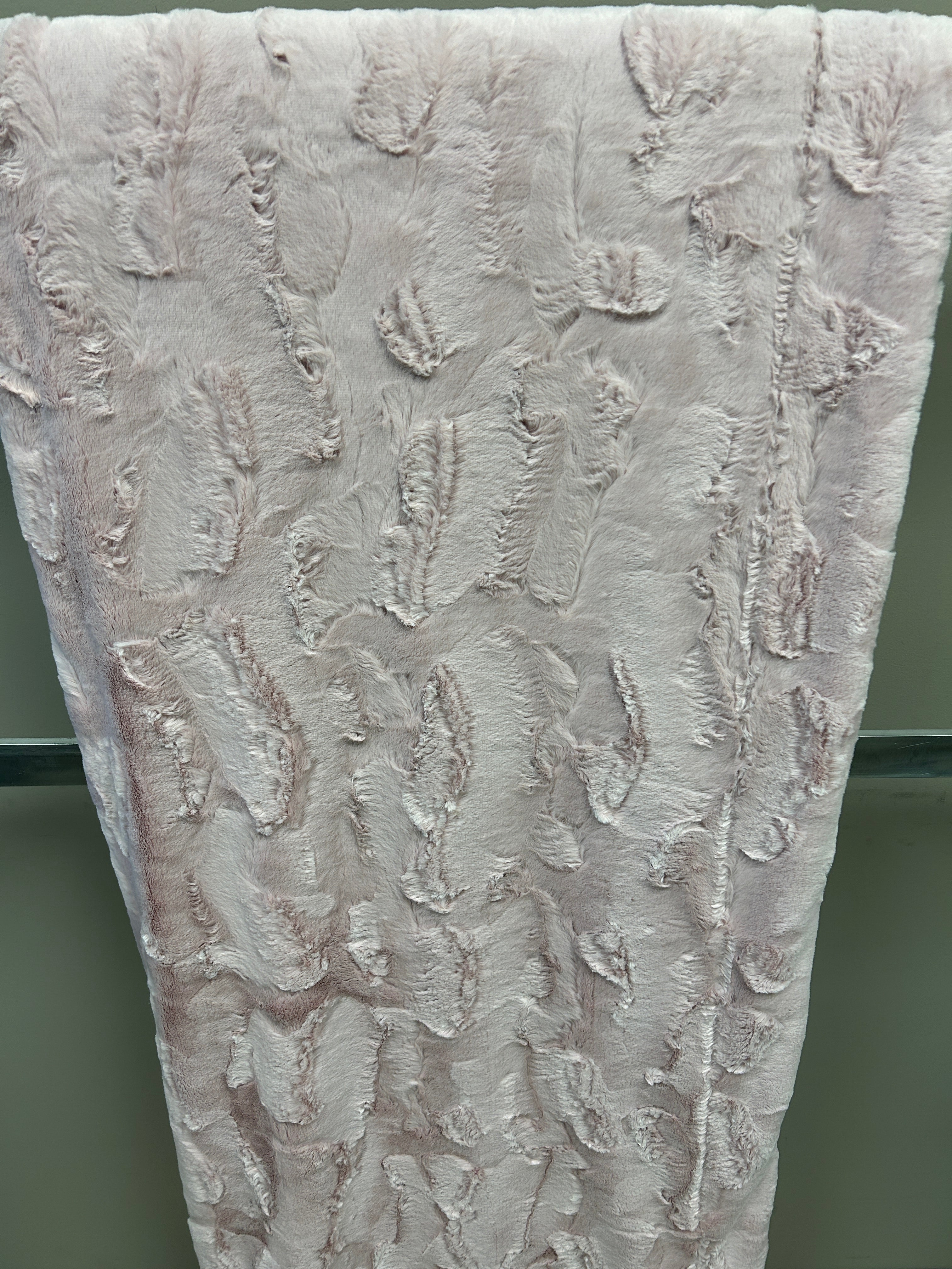 Ready to Ship! XXL Queen Rosewater Mirage – Country Stitched